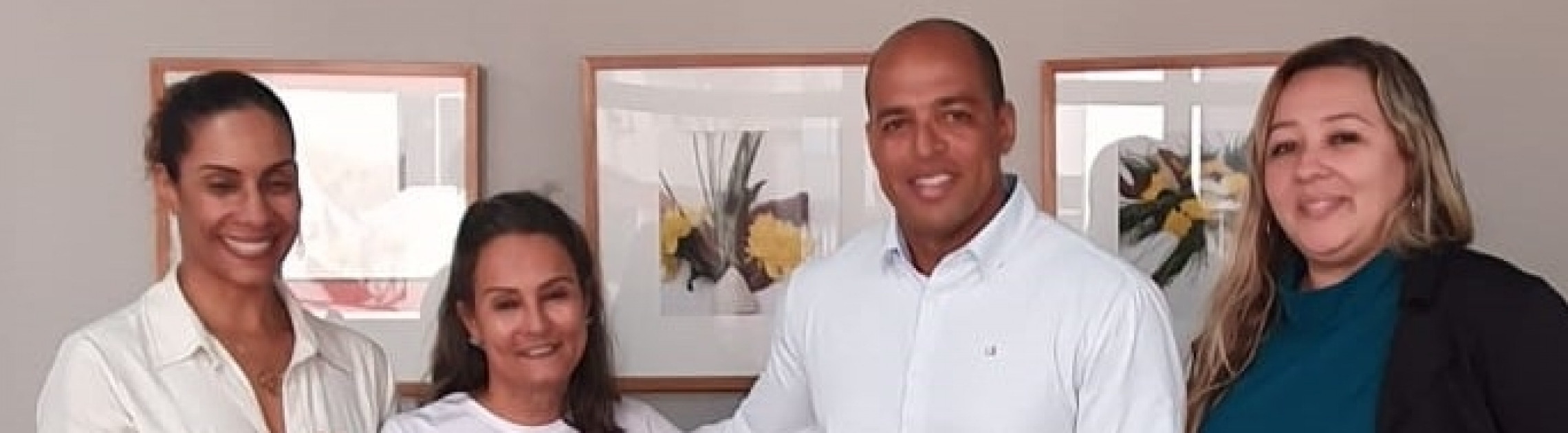 Coren-BA recebe visita de Solange Nery para diálogo sobre o Memorial ...